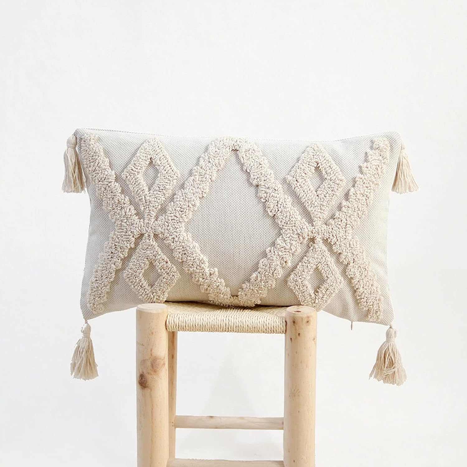 Boho Throw Pillows 2024: 10 Throw Pillows That Will Instantly Make Your ...